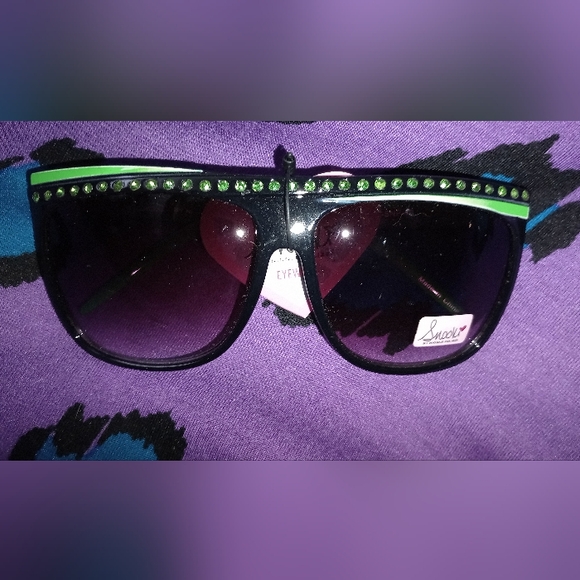 Snooki | Accessories | New Green Snooki Sunglasses | Poshmark
